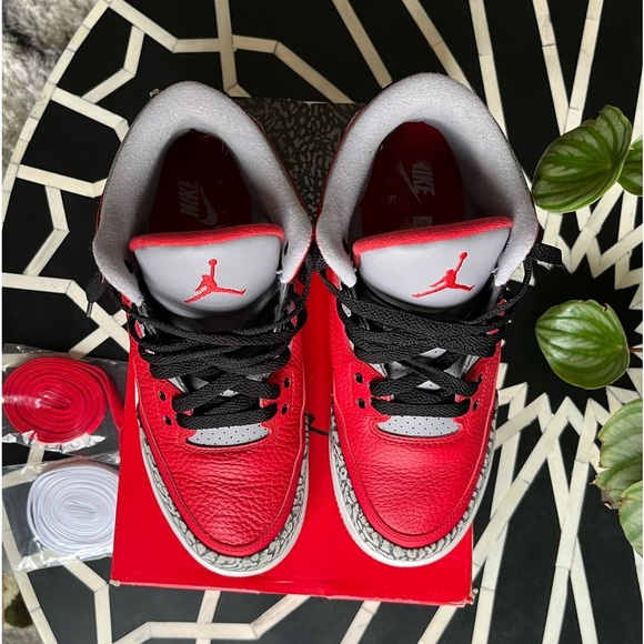 Jordan | Shoes | Air Jordan 3 Retro Se Fire Red Cement Grey Basketball ...